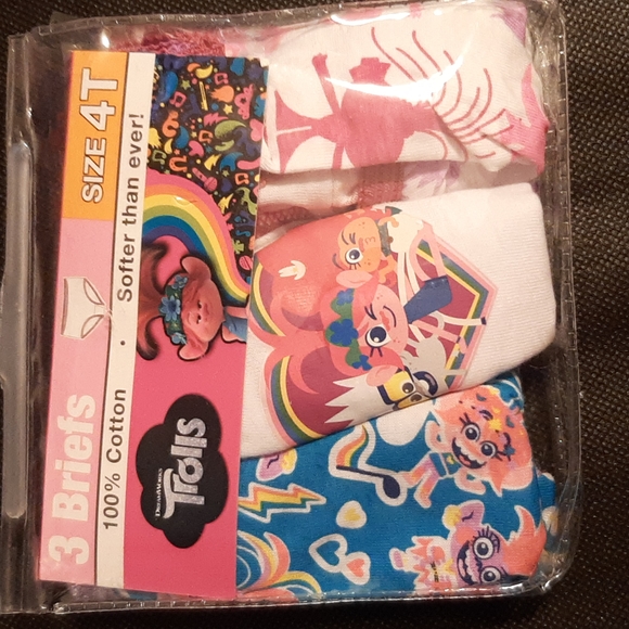 Handcraft | Accessories | Dreamworks Trolls 3 Pair Girls Brief Set ...